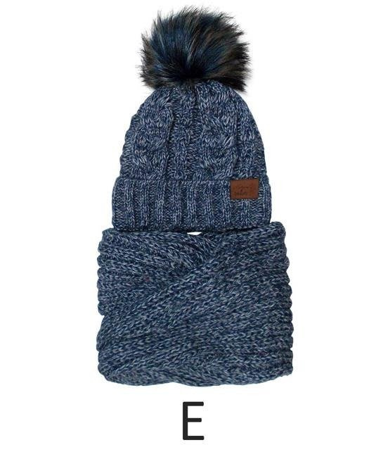 CAP + COWL WINTER | GIRL \ ACCESORIES \ CAPS \ WINTER JACKETS